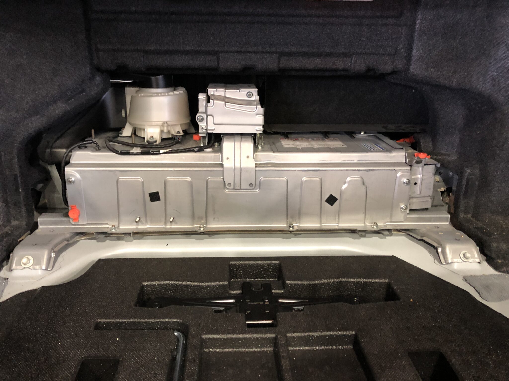 AvV50 カムリHV HVバッテリー交換